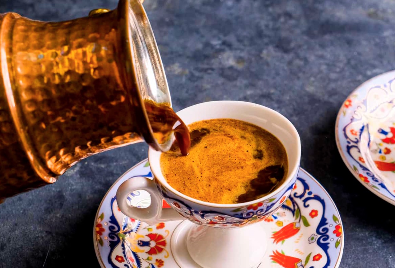 Come Fare il Caffè alla Turca (Solo per i Fanatici del Caffè)! | Aprire ...